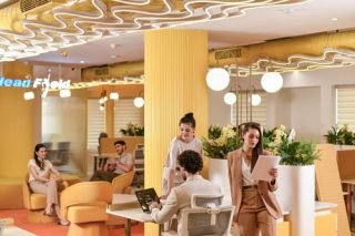 Best Workplaces for Freshers | IT Companies in Noida - Head Field